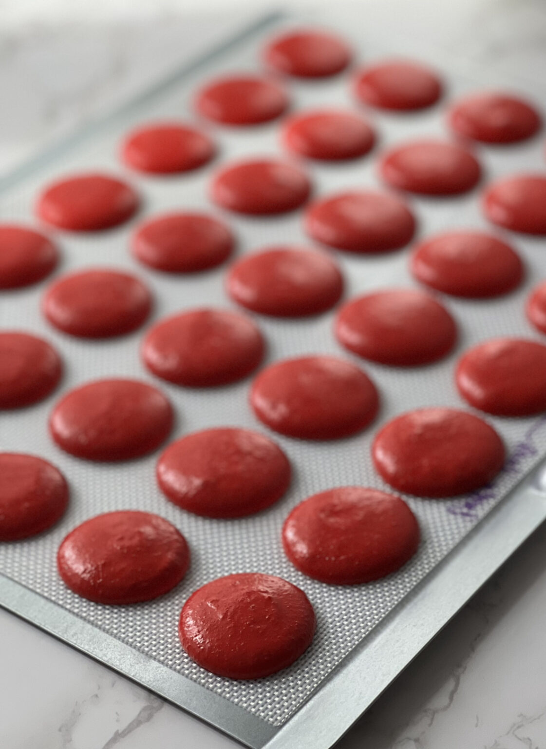 Pear Ginger Macarons - docmacaron.com