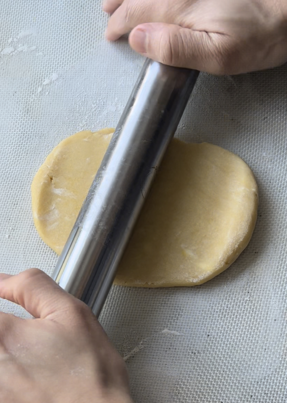 How to make and line a perfect tart shell - docmacaron.com